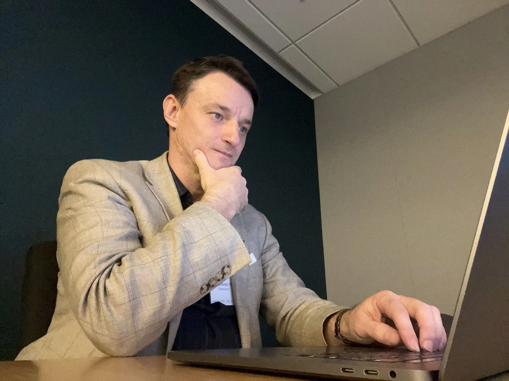 Dimitri Yatsenko :: SciPy 2023 :: pretalx